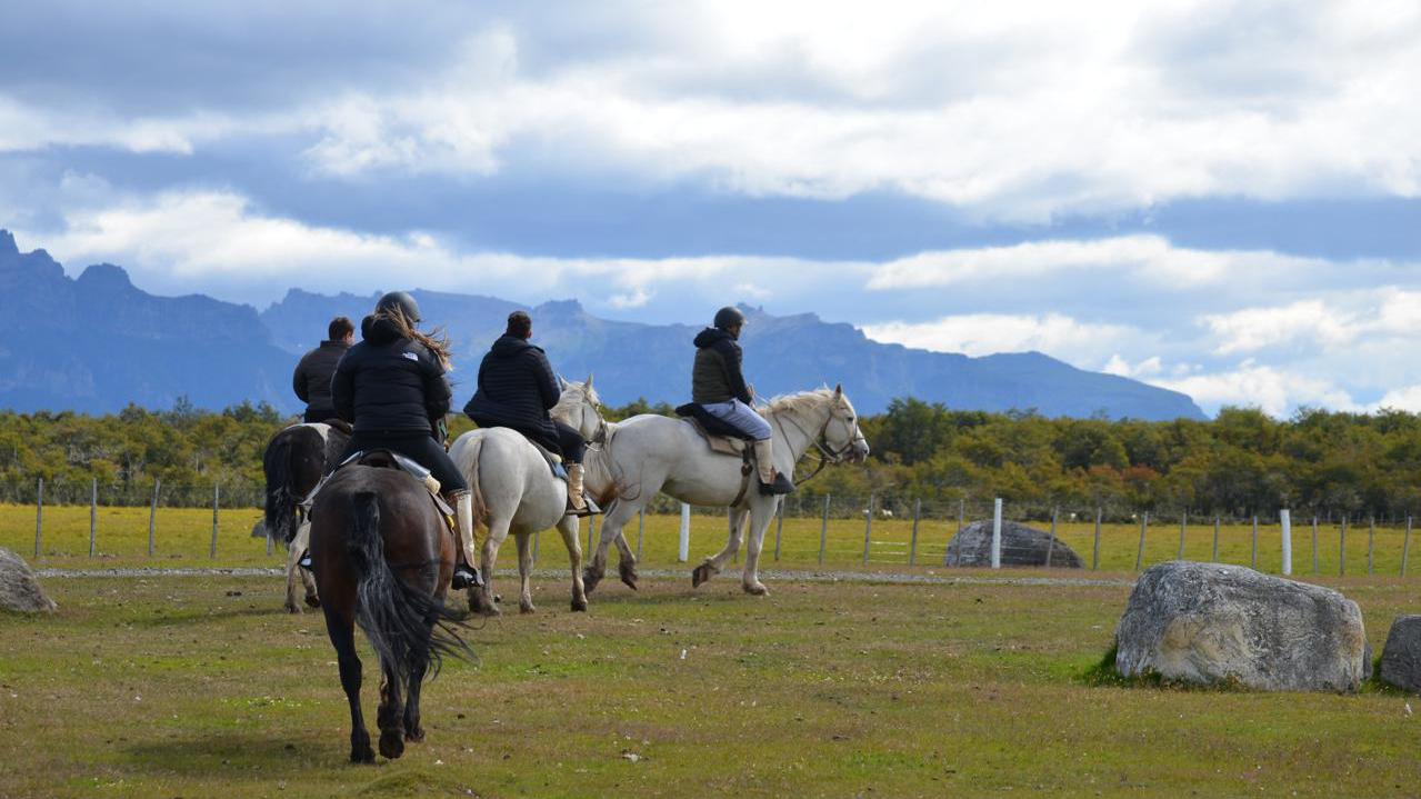 Estancia Lago Pinto - Chile Travel